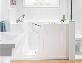 Fort Myers Walk-In Tub Contractor | Bathtub Replacement